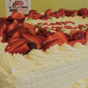 Ewing Cakes & Pasteries - 21 Photos & 10 Reviews - Bakeries - 831 Pkwy ...