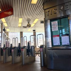 PATCO: Collingswood Station - 35 Photos & 18 Reviews - Train Stations ...