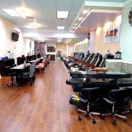 Heritage Nails - 31 Photos & 85 Reviews - Nail Salons - 2000 Hamilton ...