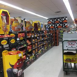 Langley AFB Commissary - 13 Photos & 10 Reviews - Bakeries - 51 Spaatz ...