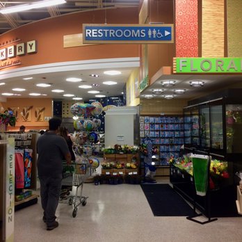 Publix - 34 Photos & 42 Reviews - Grocery - 9930 Universal Blvd ...