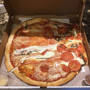 Cathouse Pizza - 49 Photos & 99 Reviews - Pizza - 1120 1st St ...