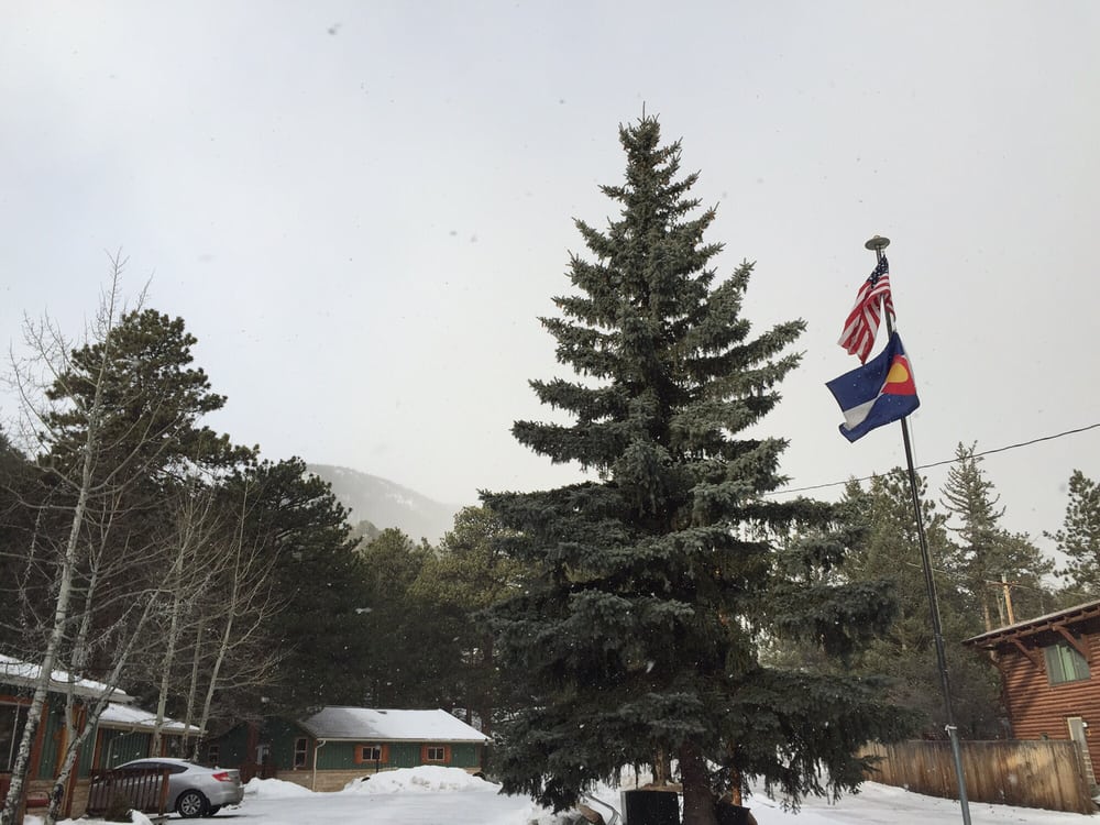 StoneBrook Resort - 24 Photos & 22 Reviews - Hotels - 1710 Fall River ...