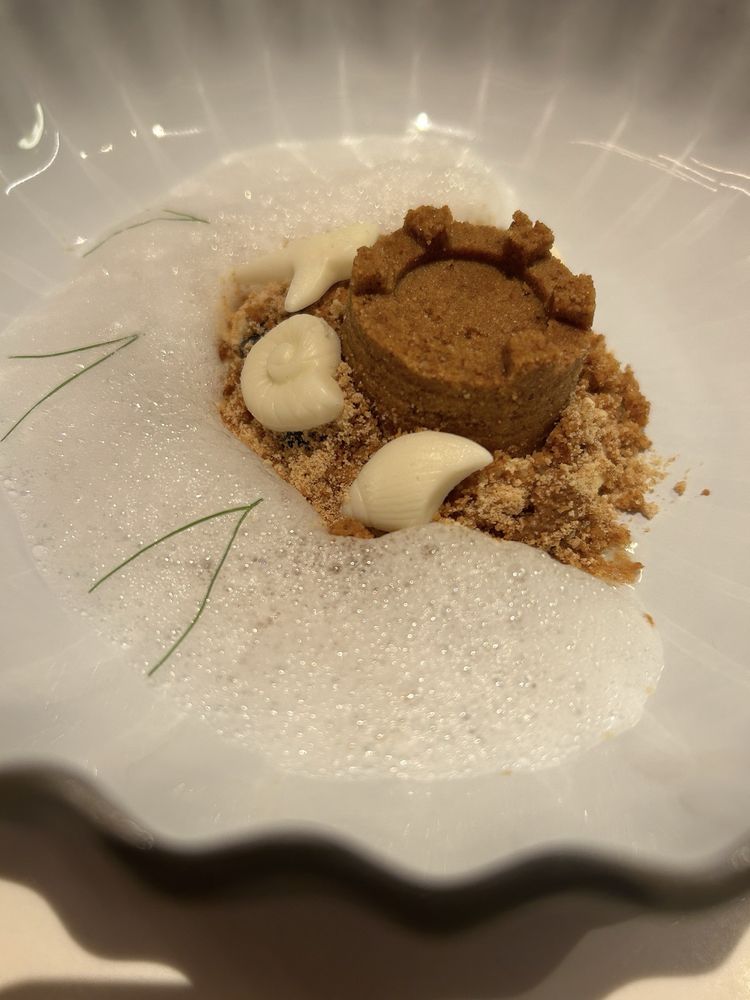 Bazaar Mar, Las Vegas | Roadtrippers