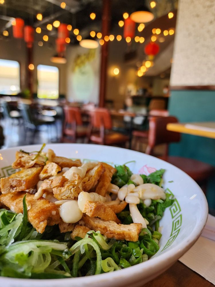 NCTAMS PAC Navy Base In in Wahiawa, HI | MilitaryBases.com