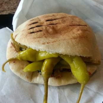 Pitalicious - 23 Photos & 39 Reviews - Middle Eastern - 7605 Woodbine ...