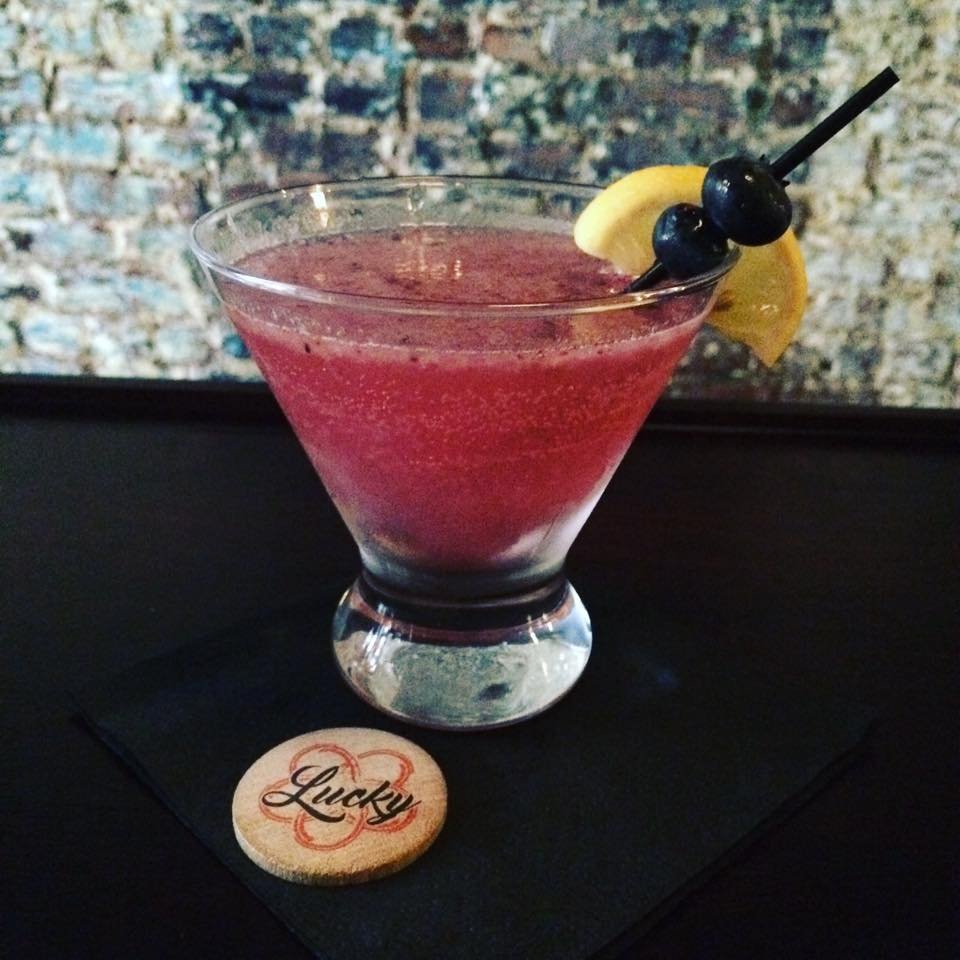 Lucky - 33 Photos & 10 Reviews - Dive Bars - 168 Ave B, East Village ...