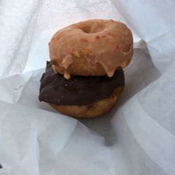 Manna Donuts - 59 Photos & 66 Reviews - Donuts - 3735 Riverside Dr ...