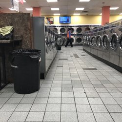 Your Neighborhood Laundromat - 15 Photos & 18 Reviews - Laundromat ...