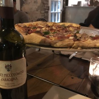 Il Rione - 25 Photos & 29 Reviews - Pizza - 1303 W 65th St, Detroit ...