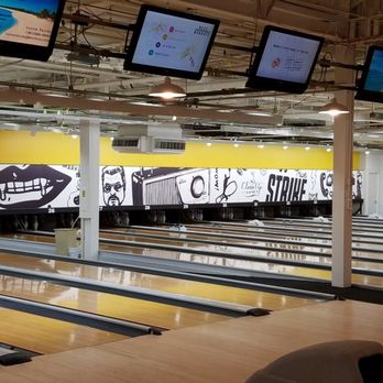 Radio Social - 165 Photos & 145 Reviews - Bars - 20 Carlson Rd, North ...