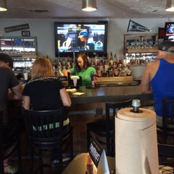 BnR Country - 11 Photos & 29 Reviews - American (Traditional) - 502 W ...