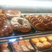 Round Rock Donuts - 809 Photos & 1139 Reviews - Bakeries - 106 W ...