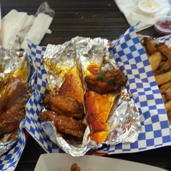 Wayne’s Wings - 147 Photos & 246 Reviews - Chicken Wings - 2427 Austin ...