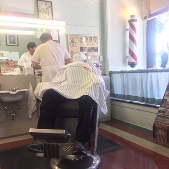 Sweeney Todd’s Barber Shop - 72 Photos & 252 Reviews - Barbers - 4639 ...