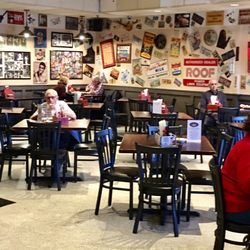 Patrick’s Neighborhood Bar & Patio - 63 Photos & 60 Reviews - American ...