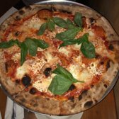 Lucali - 309 Photos & 983 Reviews - Pizza - 575 Henry St, Carroll ...