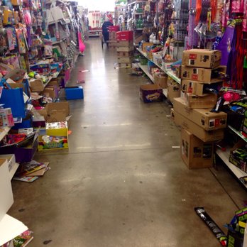 Dollar Tree - 18 Photos & 10 Reviews - Discount Store - 5334 Ross Ave ...