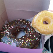 Monterey Donuts - 23 Photos & 69 Reviews - Donuts - 2440 Fremont St ...