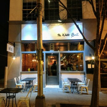 The White Bull - 213 Photos & 99 Reviews - American (New) - 123 E Court ...