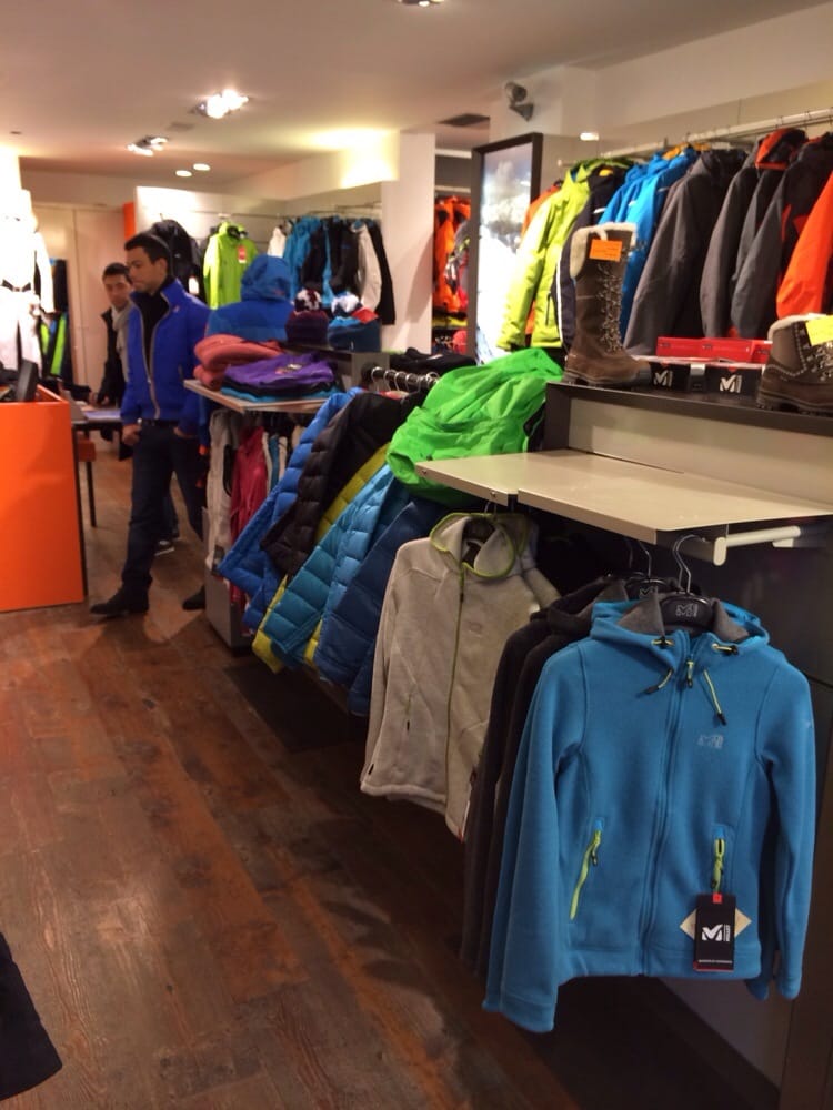 Great Outdoor Shop by Millet - Sports Wear - Largo Poste 29, Cortina d ...