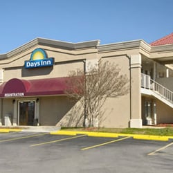 Days Inn by Wyndham Greensboro Airport - 13 Photos - Hotels - 501 South ...