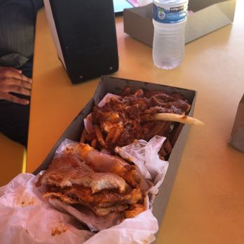 The Munch Box - 168 Photos & 275 Reviews - Burgers - 21532 Devonshire ...