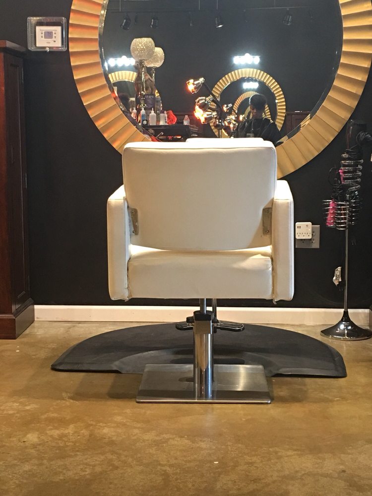 Razor Chic of Atlanta - 43 Photos & 25 Reviews - Hair Stylists - 2531 ...