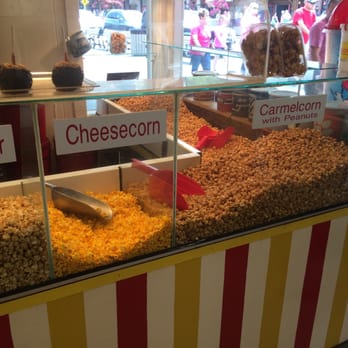 Karmelkorn Shop - 18 Photos & 19 Reviews - Candy Stores - 647 Pkwy ...