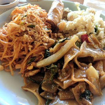 Padaek - 894 Photos & 732 Reviews - Thai - 6395 Seven Corners Ctr ...