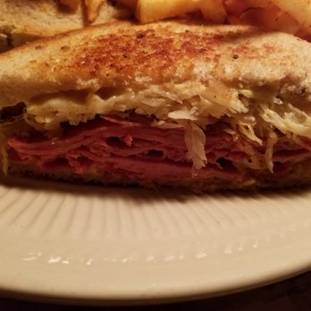 Alexander Michael’s - 167 Photos & 331 Reviews - American (Traditional ...