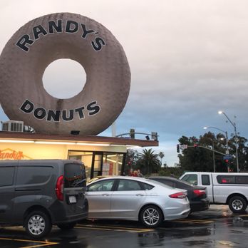 Randy’s Donuts - 2264 Photos & 1911 Reviews - Donuts - 805 W Manchester ...