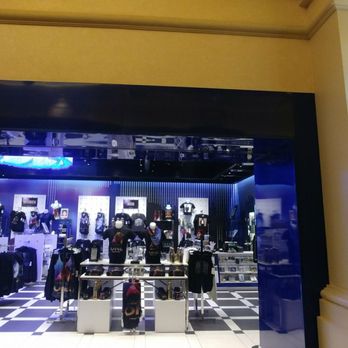 Michael Jackson One Boutique - 53 Photos & 16 Reviews - Souvenir Shops ...