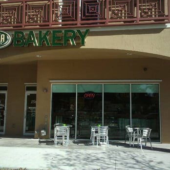 Bella Bakery - 18 Photos & 22 Reviews - Bakeries - 357 N Royal ...