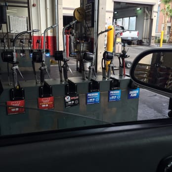 Valvoline Instant Oil Change - Oil Change Stations - Centennial - Las ...