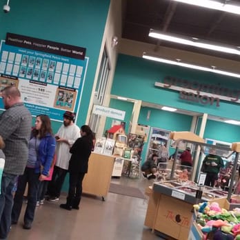Petco - 40 Photos & 14 Reviews - Pet Stores - 3000 Gateway St ...