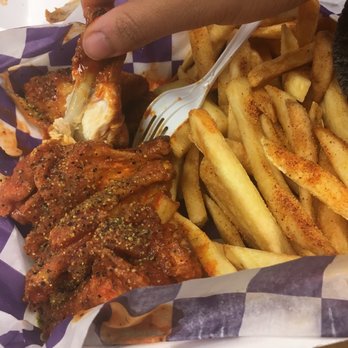 We Dat’s Chicken and Shrimp - 193 Photos & 117 Reviews - Chicken Wings ...