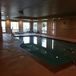 Holiday Inn Express & Suites Red Bluff-South Redding Area - 2810 Main ...