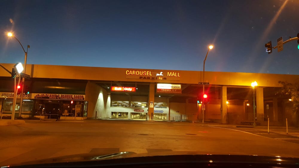 Carousel Mall - CLOSED - 43 Photos & 25 Reviews - Shopping Centers ...