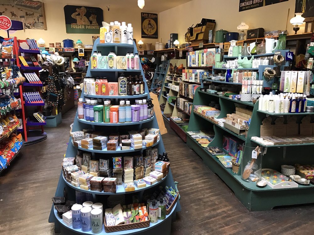 San Gregorio General Store - 83 Photos & 90 Reviews - Grocery - 7615 ...