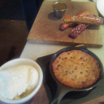 Union Cafe - 101 Photos & 247 Reviews - Gay Bars - 782 N High St, Short ...