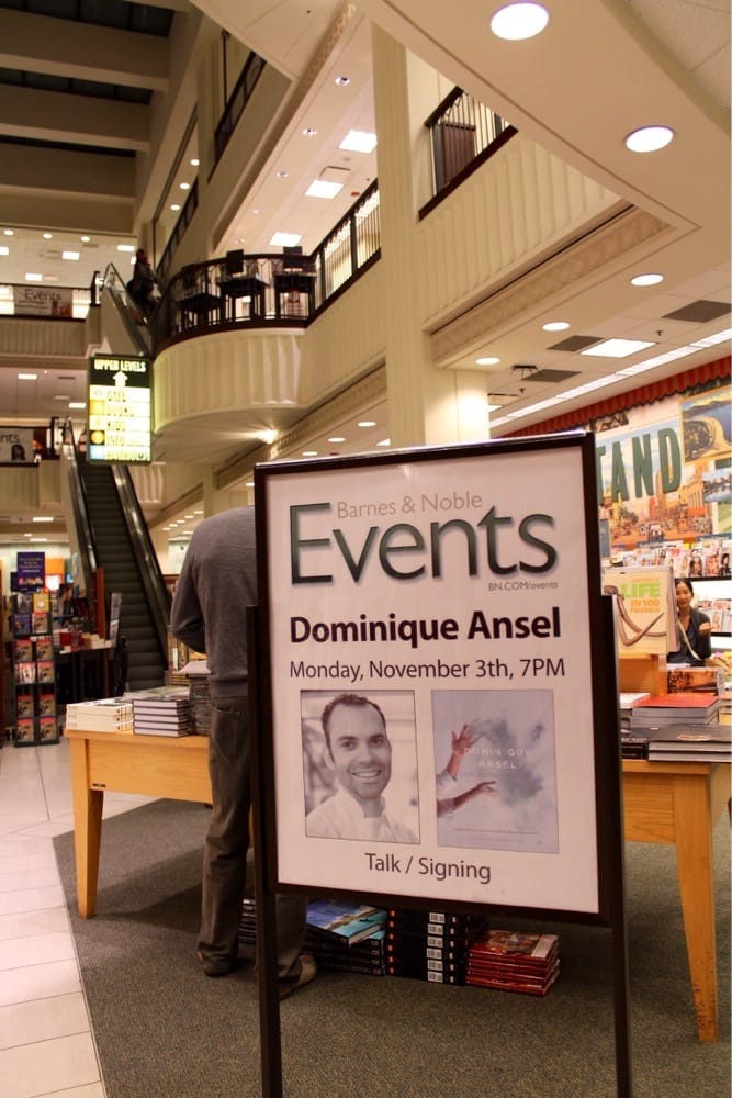 Barnes & Noble - 201 Photos & 237 Reviews - Newspapers & Magazines ...