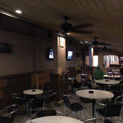 Stadium Club - 37 Photos & 98 Reviews - Sports Bars - 940 N Alma School ...