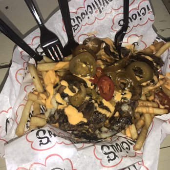 Devilicious Food Truck - 25 Photos & 22 Reviews - Food Trucks - 31805 ...