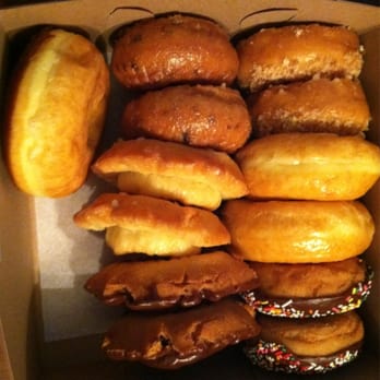Sam’s Donuts - 55 Photos & 81 Reviews - Donuts - 6047 Snell Ave ...
