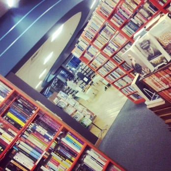 Bookmans Entertainment Exchange - 106 Photos & 222 Reviews - Books ...