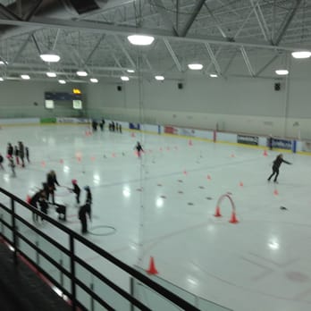 Sportplexe de Pierrefonds - Stadiums & Arenas - 14700 Boulevard de ...