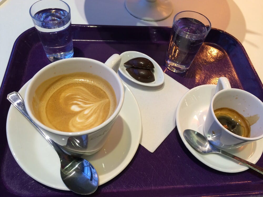 Cafe Chocolat - Desserts - Lounge 1, Schiphol, Noord-Holland, The ...