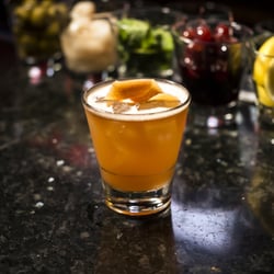 Raven Bar - 468 Photos & 500 Reviews - Lounges - 1151 Folsom St, SoMa ...