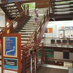 Illini Union Bookstore - 11 Photos - Bookstores - 809 S Wright St ...